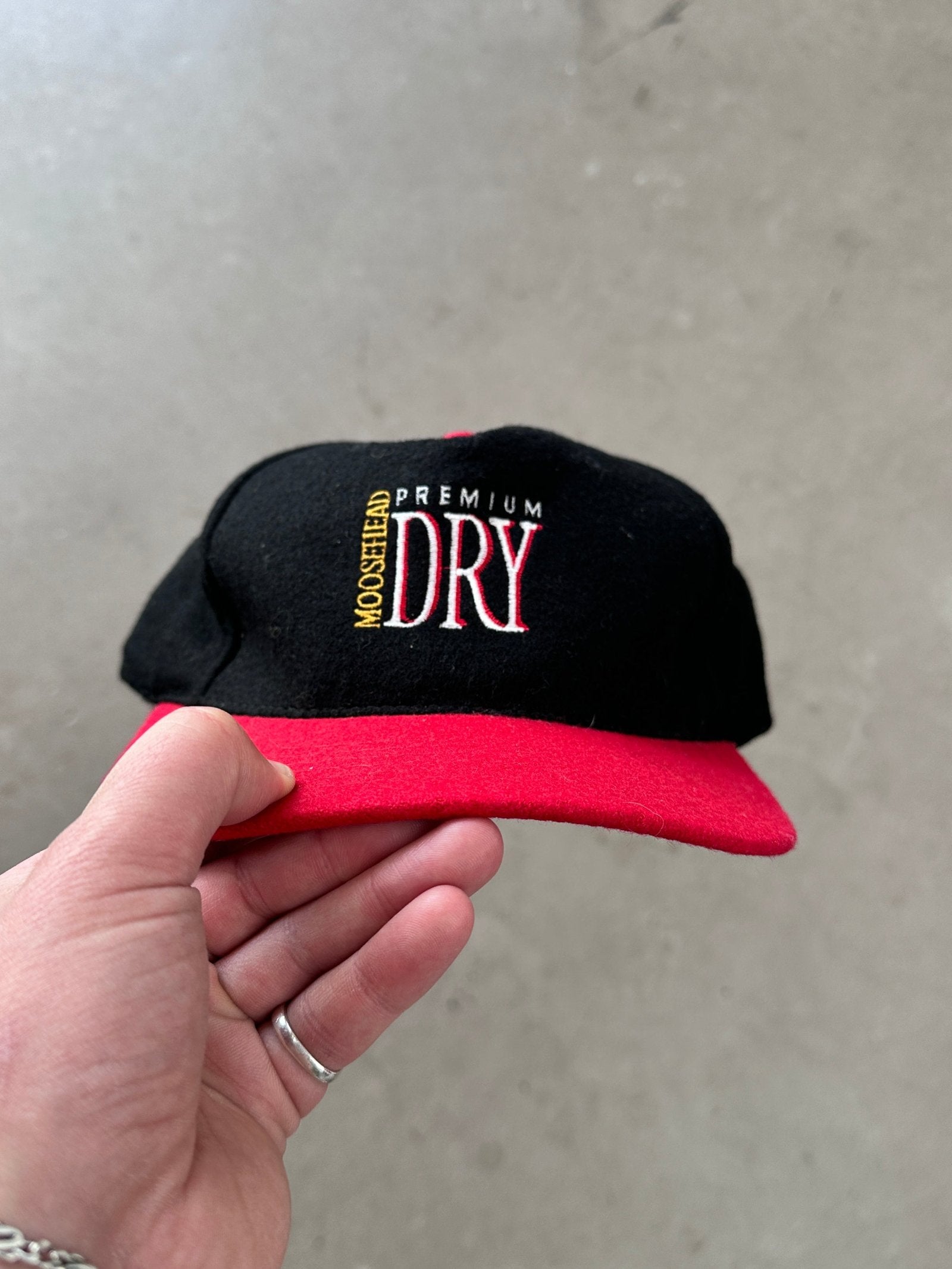 Moosehead Premium Dry Cap – Permanent Orbit